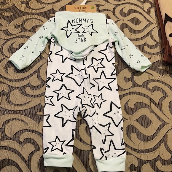 chick pea | One Pieces | Chickpea Mommys Star Baby Onesie Outfit Nwt ...